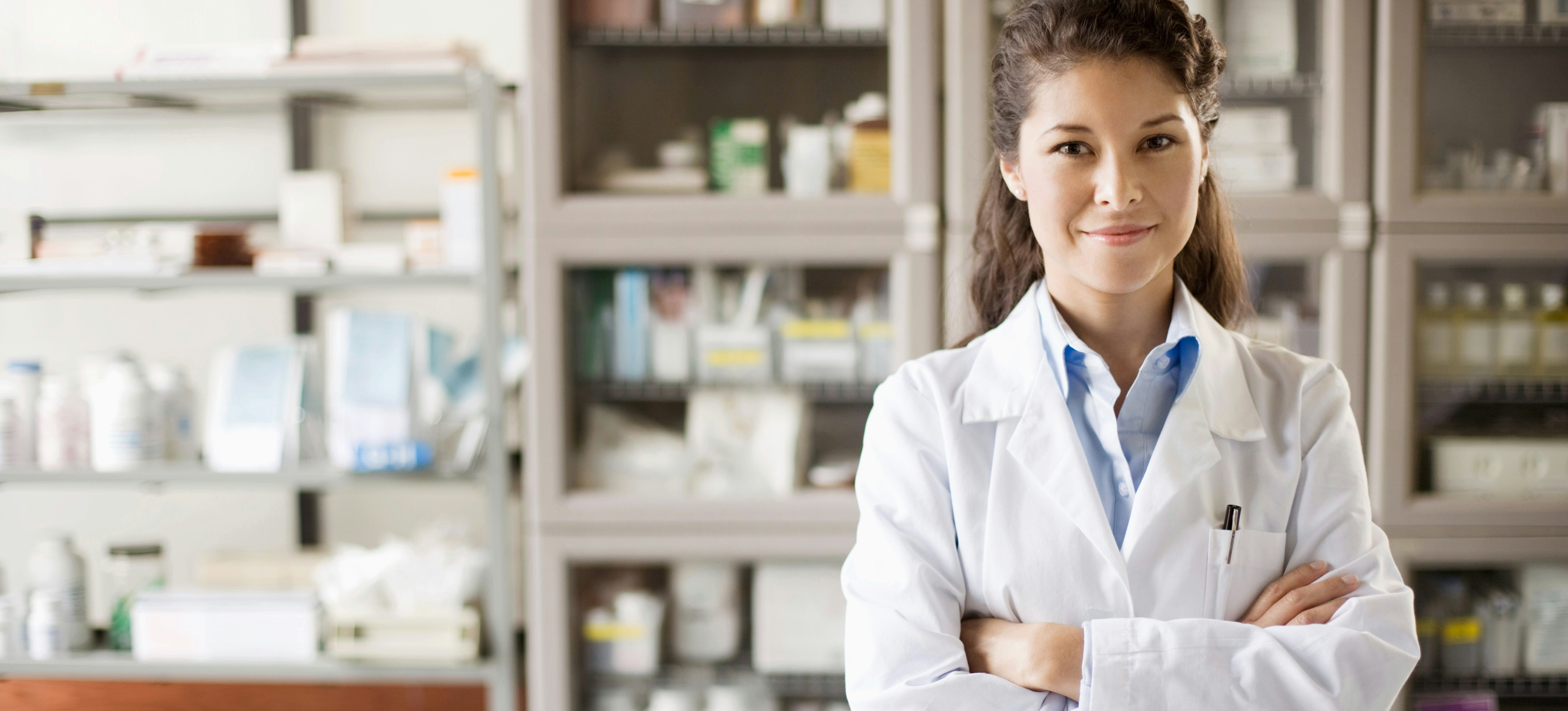What Does a Pharmacist Do? Job Duties, Salary, and More | Coursera