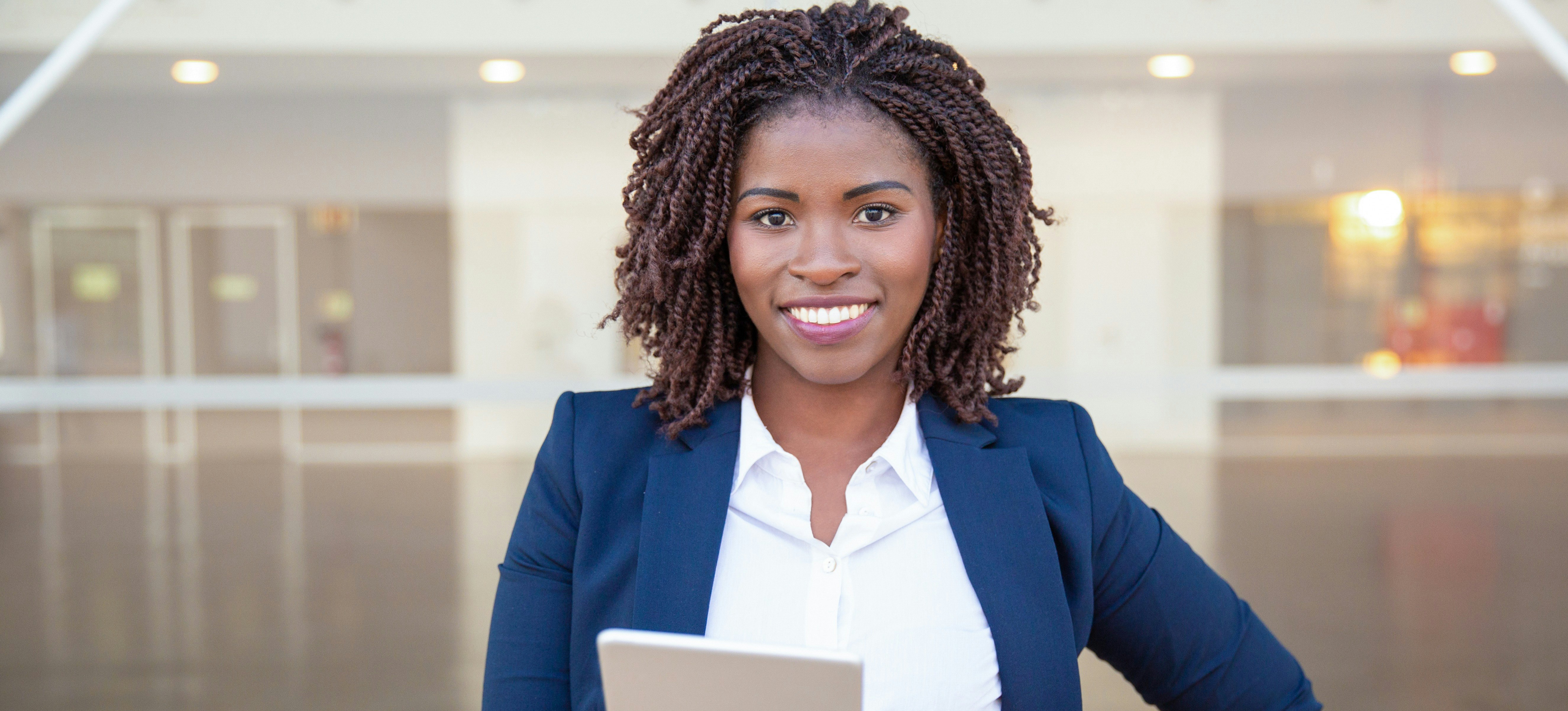 Medical and Health Services Managers: Duties, Pay, and More | Coursera