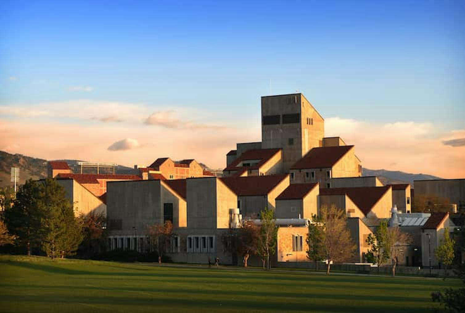 About CU Boulder | Master of Science in Electrical and Computer ...